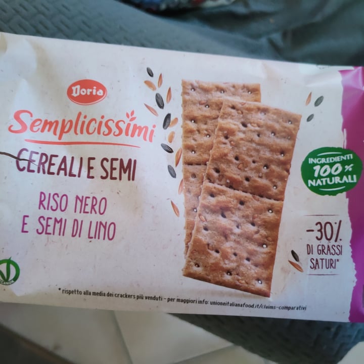 Doria Crackers al Riso Venere e Semi di Lino Review | abillion