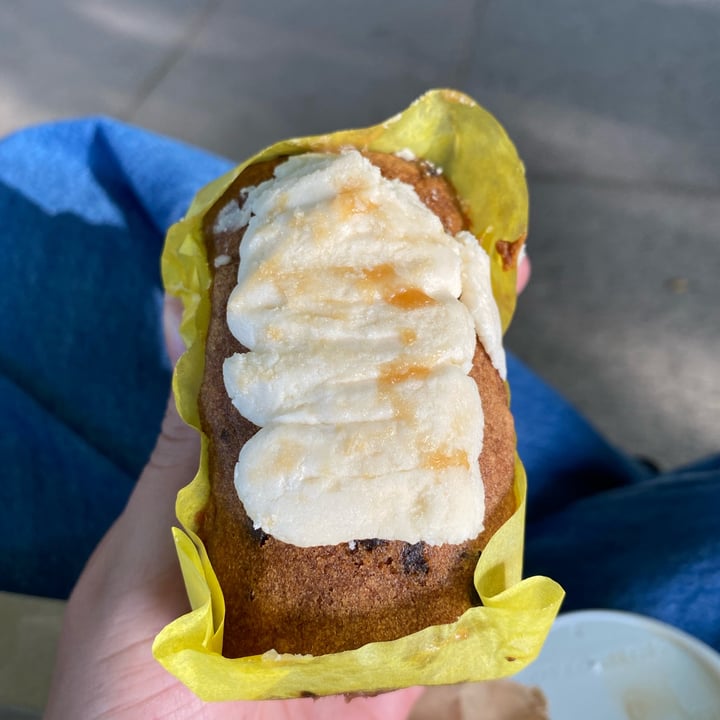 Starbucks Coffee Covent Garden, United Kingdom Banoffee mini loaf cake ...
