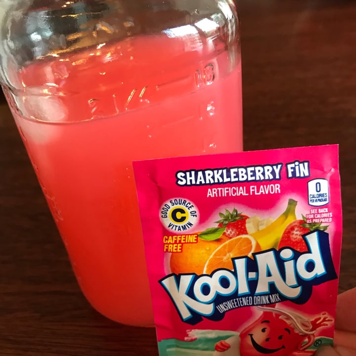 Koolaid Sharkleberry Fin pouch Review | abillion