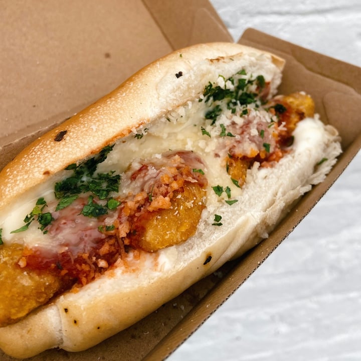 Jake's Vegan Steaks United Kingdom Chick’n Parmie Sarnie Review | abillion