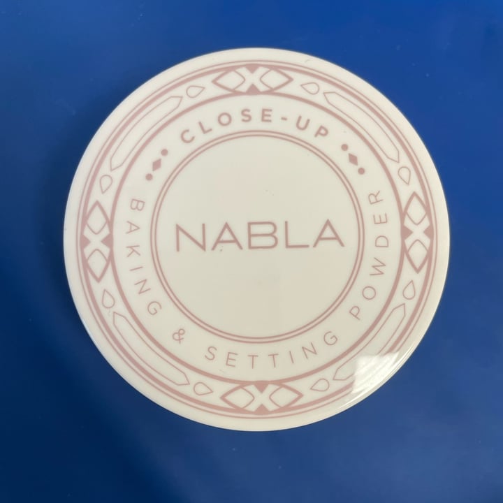 Nabla Cosmetics Close up baking & setting powder Review | abillion