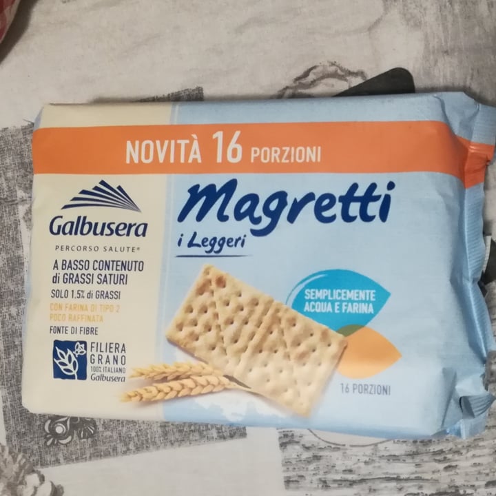 Galbusera Magretti i leggeri SEMPLICEMENTE ACQUA E FARINA Review | abillion