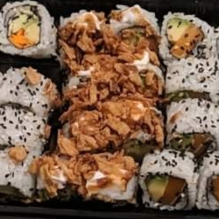 Mun Sushi Bar - Roma Roma, Italy Crunch vegan (sushi) Review | abillion