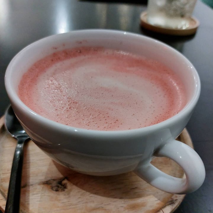 KIKU Colombo Colombo 04, කොළඹ, Sri Lanka Lavender latte with soy milk ...