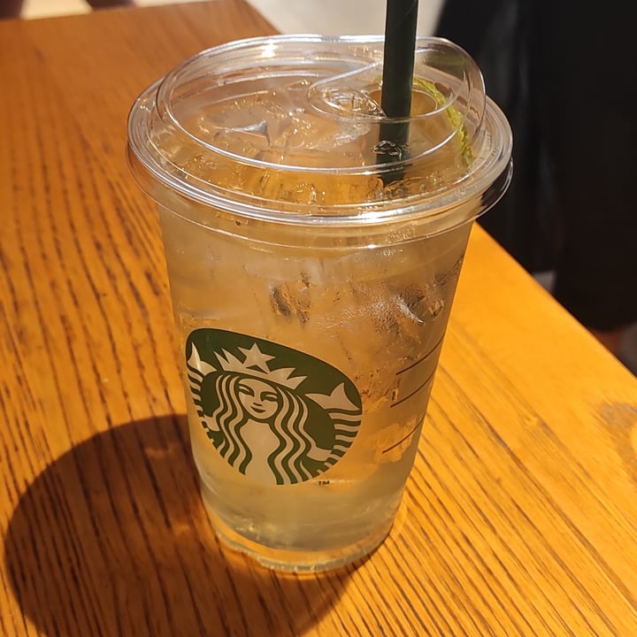 Starbucks Palma, Spain Cool Lime Review | abillion