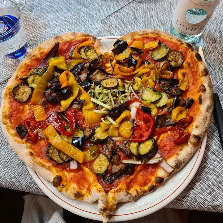Da Toni Udine, Italy Pizza alle verdure Review | abillion