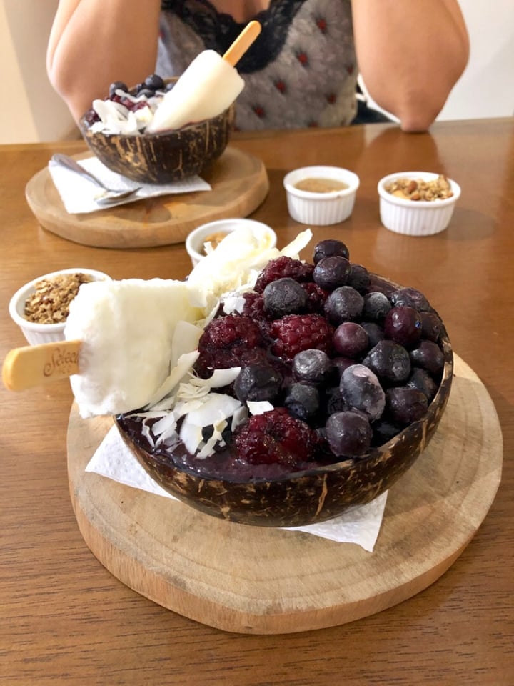 Prana Café Setor Bueno, Brazil Açaí Elemental Review | abillion