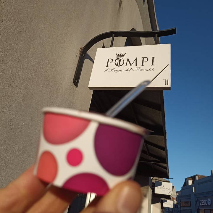 Pompi Roma, Italy Gelato Al Cioccolato Review | abillion