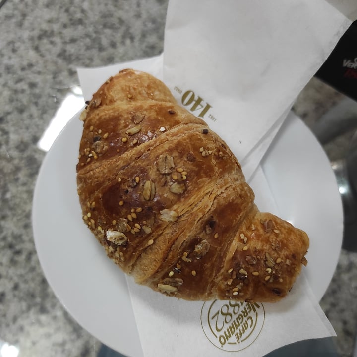 Glam Cafè Lecce, Italy Cornetto Vegano Review | abillion