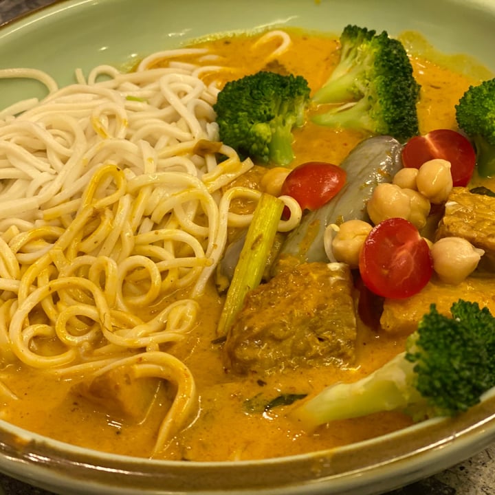 Well Loft Outram, Singapore Curry Favour Review | abillion