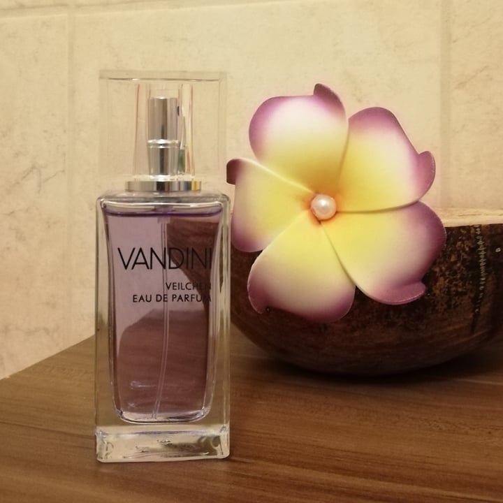Vandini Veilchen Eau de Parfum Review | abillion