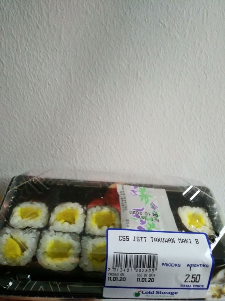 Cold Storage Hougang Hougang, Singapore Sushi with Pickles Review ...