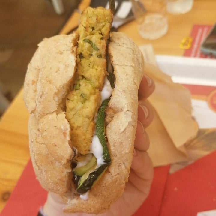 M**bun Torino, Italy M** Vegan (Ceci,Zucchine E Maionese Di Soia ...