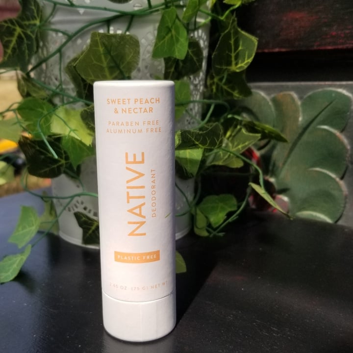 Native Sweet Peach & Nectar Deodorant Review | abillion