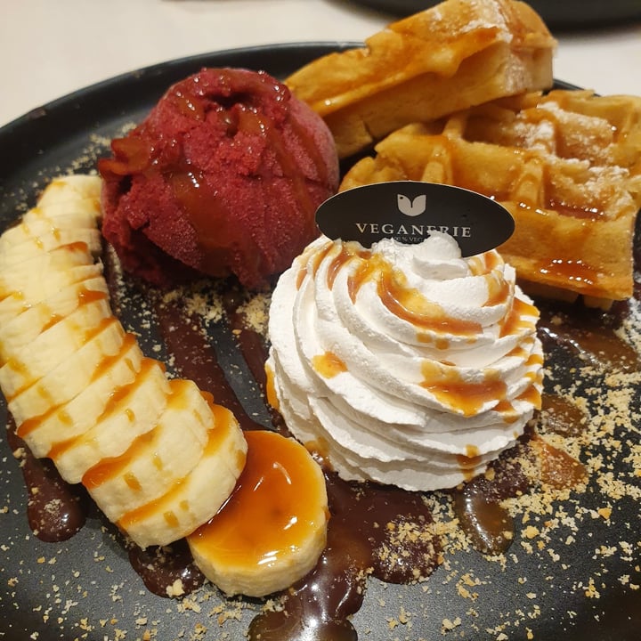 Veganerie Soul Khet Pathum Wan, Thailand Soy Banoffee Waffles Review ...