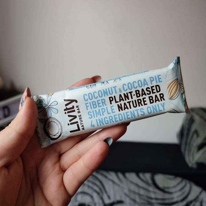 Livity Coconut and cocoa pie Review | abillion