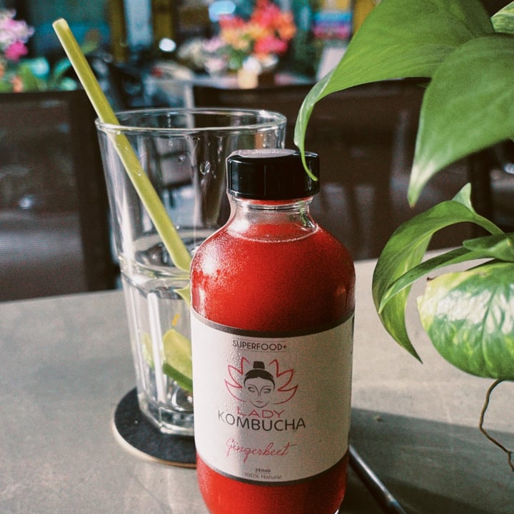 Café Tartine Saigon Vietnam lady buddha ginger beet kombucha Review ...