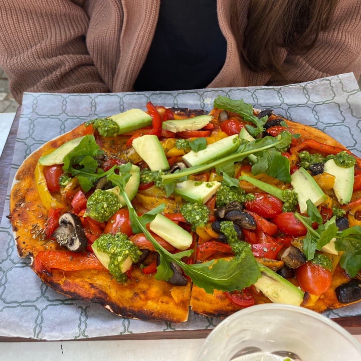 Vovo Telo Schoemansville, Hartbeespoort, South Africa Roast veg and avo ...