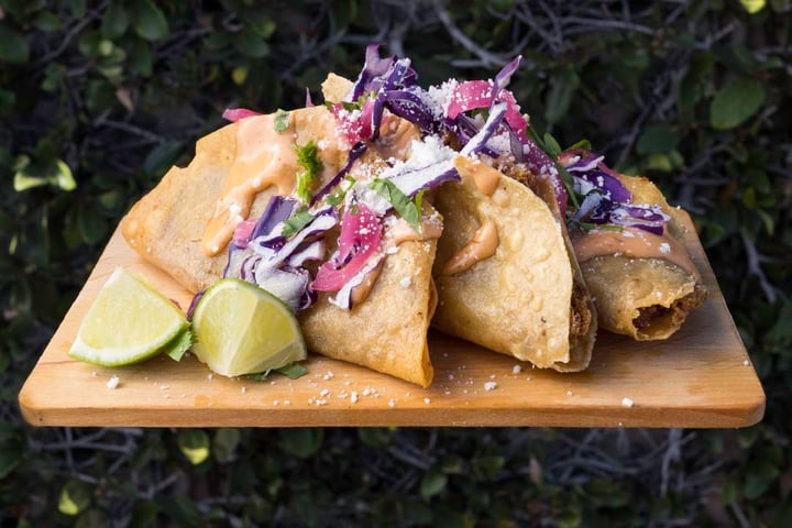 Str8 Up Tacos La Palma, United States Crispy potato tacos Review | abillion