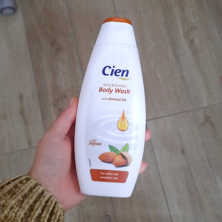 Cien Body Wash with Almond Oil Review | abillion