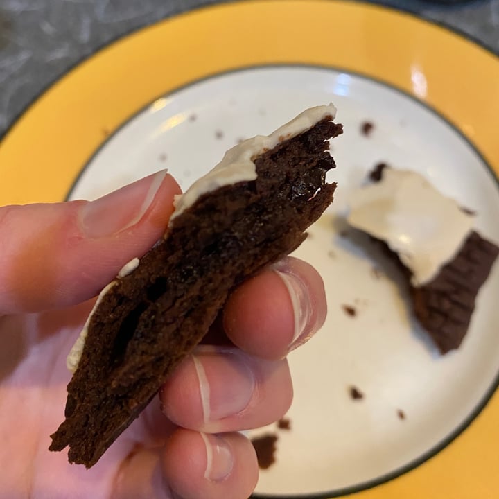 Hunnybun Bakery Chocolate Poptart Review | abillion