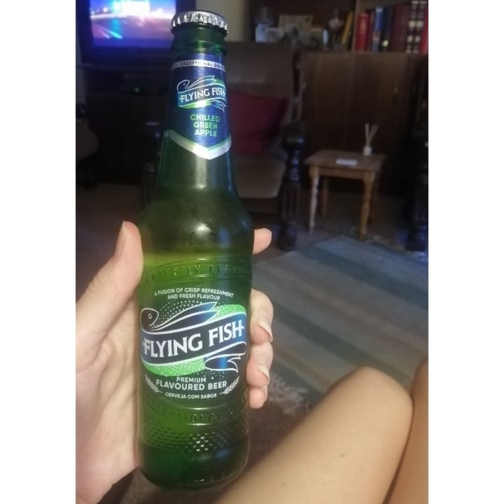 Flying Fish Chilled Green Apple Flavoured Beer Review | abillion