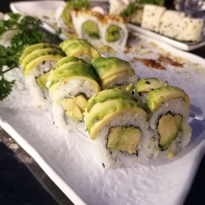 Giappugliese Milano, Italy Avocado roll Review | abillion