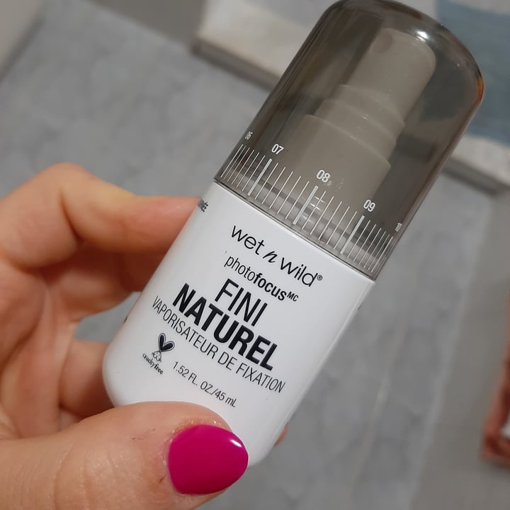 Wet n Wild Beauty Photo Focus Natural Finish Setting Spray Review ...