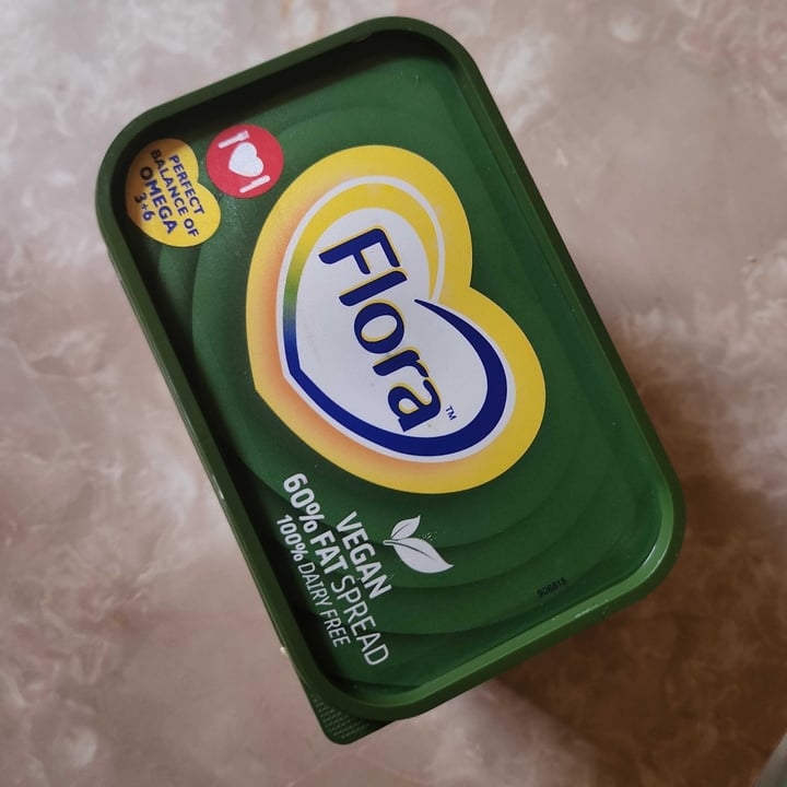 Flora 60% fat spread Review | abillion