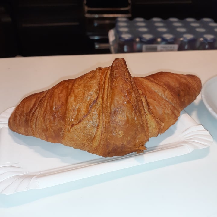 Open Colonna Bistrò Roma, Italy Cornetto vegano Review | abillion