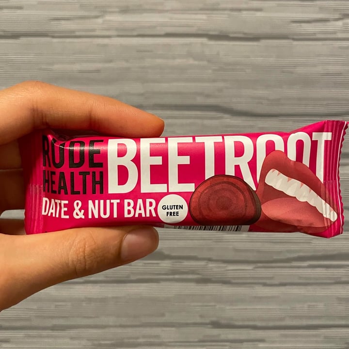Rude health Beetroot date and nut bar Review | abillion