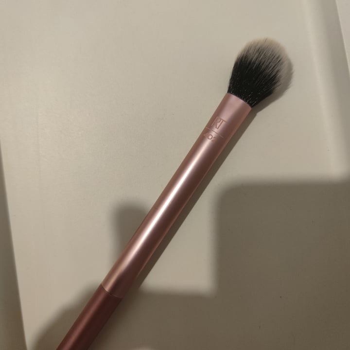 Real Techniques 402 setting Review | abillion
