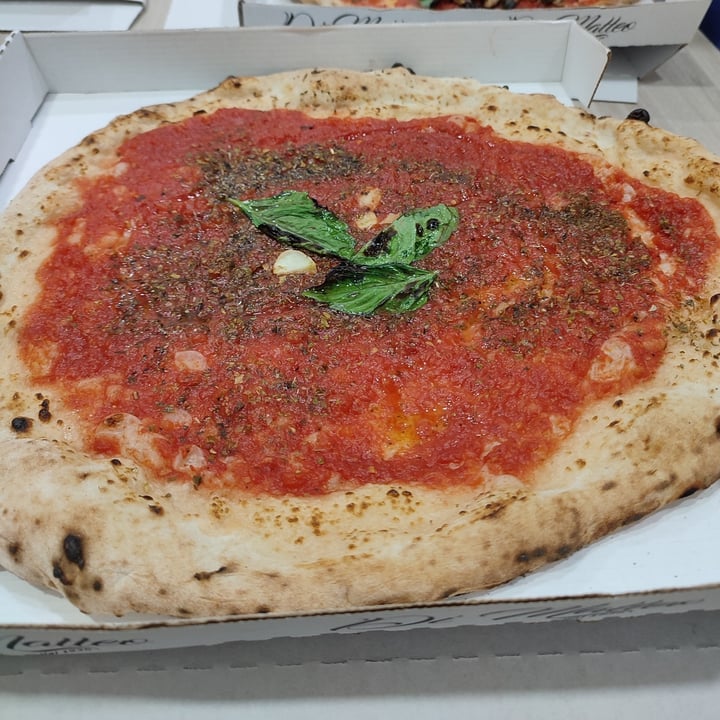 Pizzeria Di Matteo Napoli, Italy Marinara Review | abillion