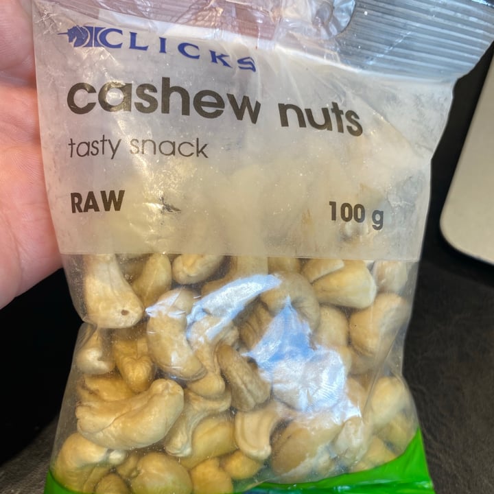 Clicks Cashew nuts raw Review | abillion