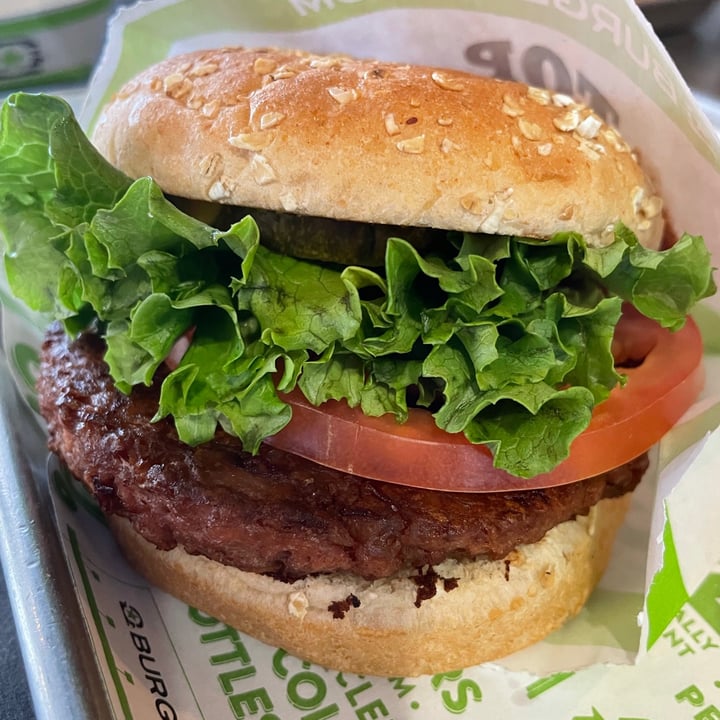 BurgerFi Dyker Heights, Brooklyn, United States Vegan Beyond Burger ...