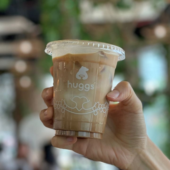 Huggs Coffee Singapore River, Singapore Iced Melbourne Soy Latte Review ...