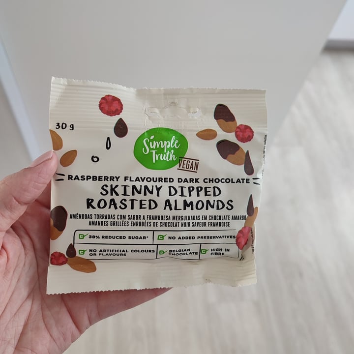 Simple Truth Skinny Dipped Roasted Almonds Raspberry Flavor Review ...