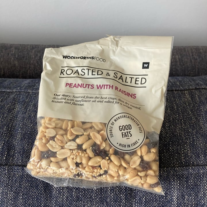 Woolworths Food Peanuts & Raisins Review | abillion