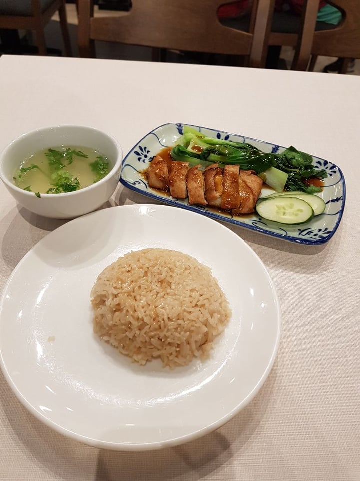D’Life Signature Singapore Chicken Rice Review | abillion
