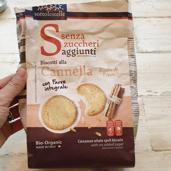 Sottolestelle Biscotti alla cannella con farro integrale Review | abillion