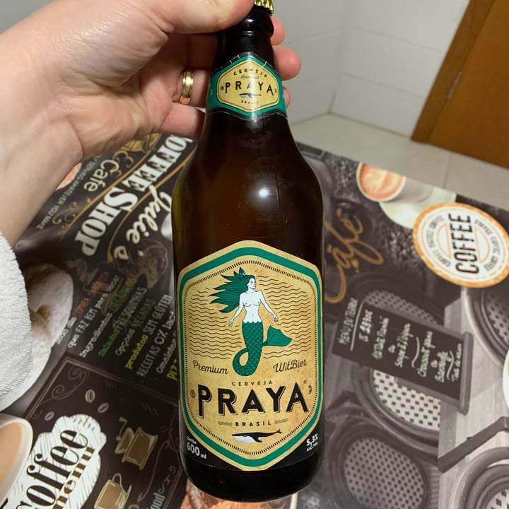 Cerveja Praya Premium WitBier Review | abillion