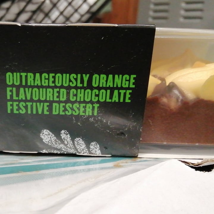 Wicked Outrageously Orange Flavoured Chocolate Festive Dessert Review ...