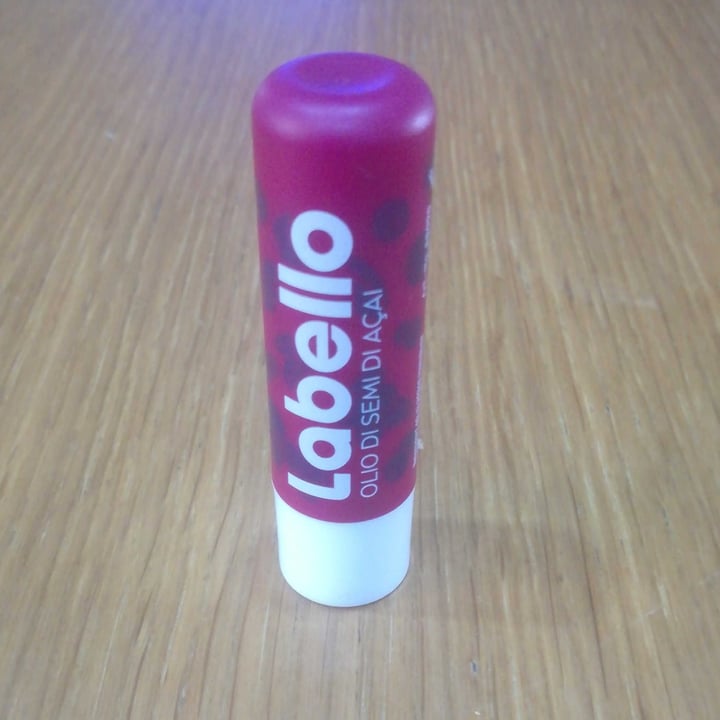 Labello Naturally Vegan - Açai Beere und Sheabutter Review | abillion