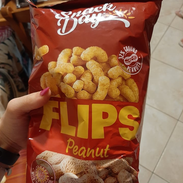 Snack Day Flip Peanuts Review | abillion