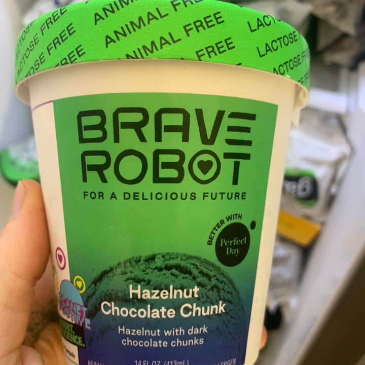Brave Robot Brave Robot Hazelnut Chocolate Chunk Animal-Free Dairy ...