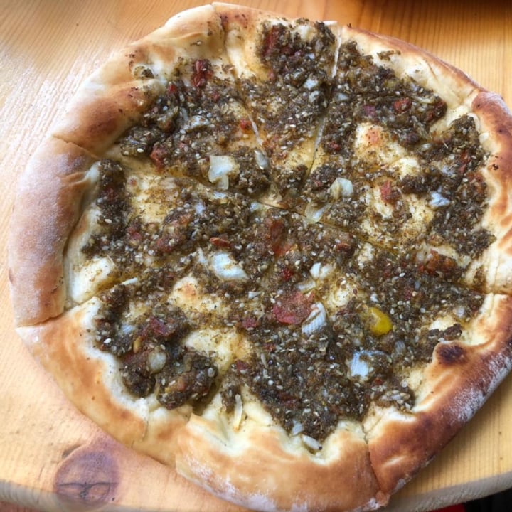 Merchak Cafe Batroun, Lebanon Manoosheh Zaatar With Onions & Tomatoes ...