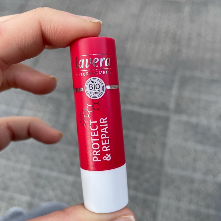 Lavera Balsamo labial PROTECTOR & REPAIR Review | abillion