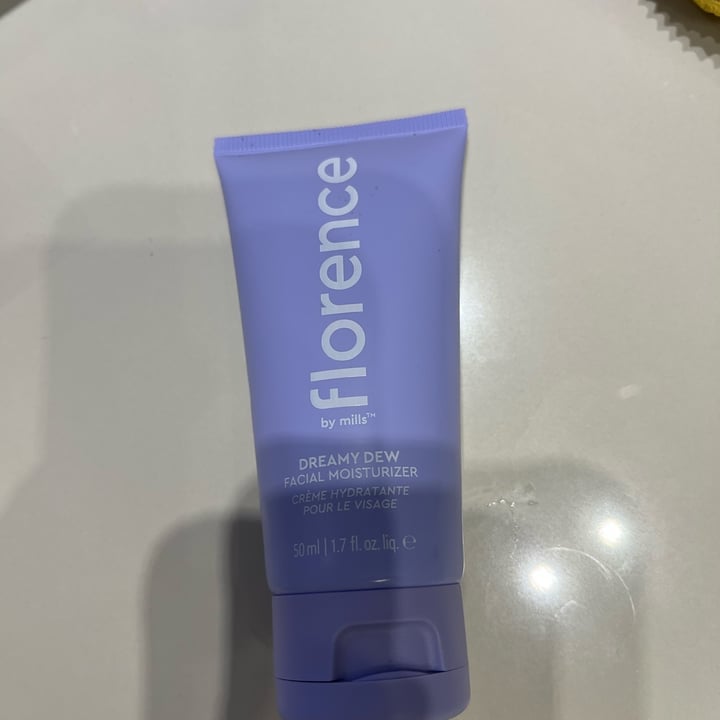 Florence by Mills DREAMY DEW FACIAL MOISTURIZER Reviews | abillion