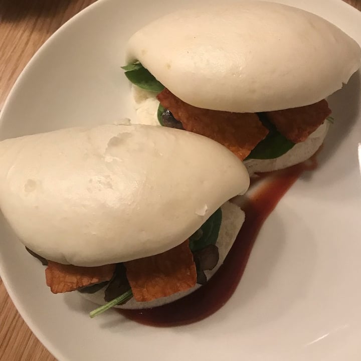 Interno TRE Reggio Emilia, Italy Double Bao Bun Review | abillion