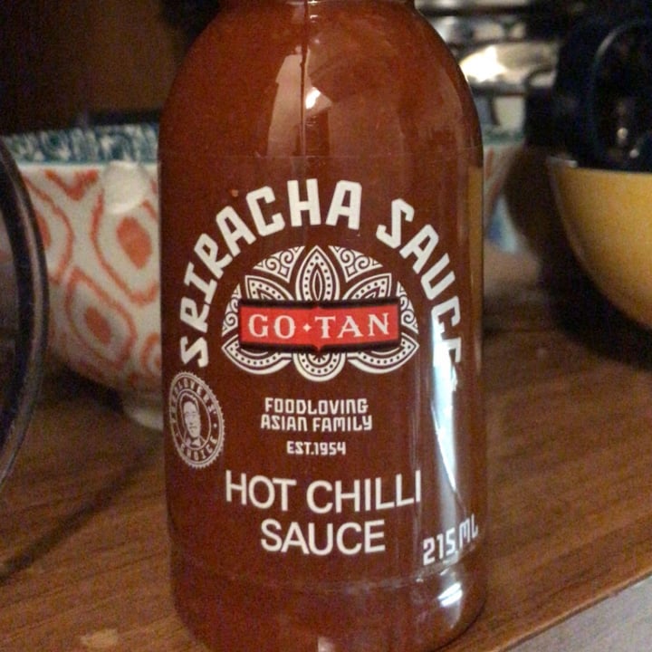 Go Tan Sriracha Hot Chili Sauce Review | abillion
